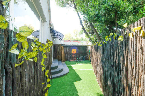 Kiddie Palace - Kiddie Palace